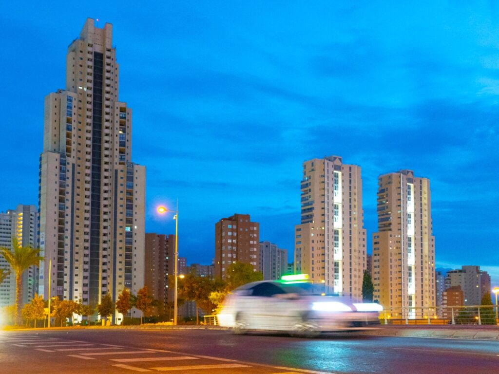 Landing- Anunciante taxi BENIDORM - Buooh